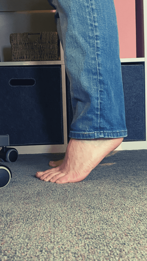 Foot workout at your desk